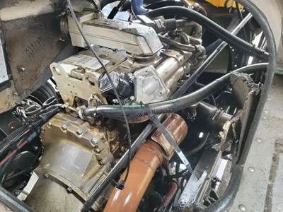 Mercedes-Benz MBE 904 Engine for a 2005 Freightliner MT45 Chassis For ...