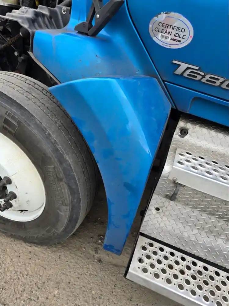 2017 Kenworth T680 Left Fender Extension For Sale | Fresno, CA | 1939 ...
