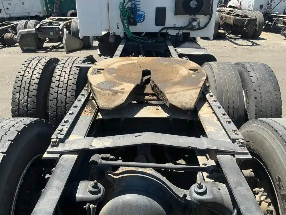 Jost JSK37USB-A7PX48 Fifth Wheel for a 2017 Kenworth T680 For Sale ...