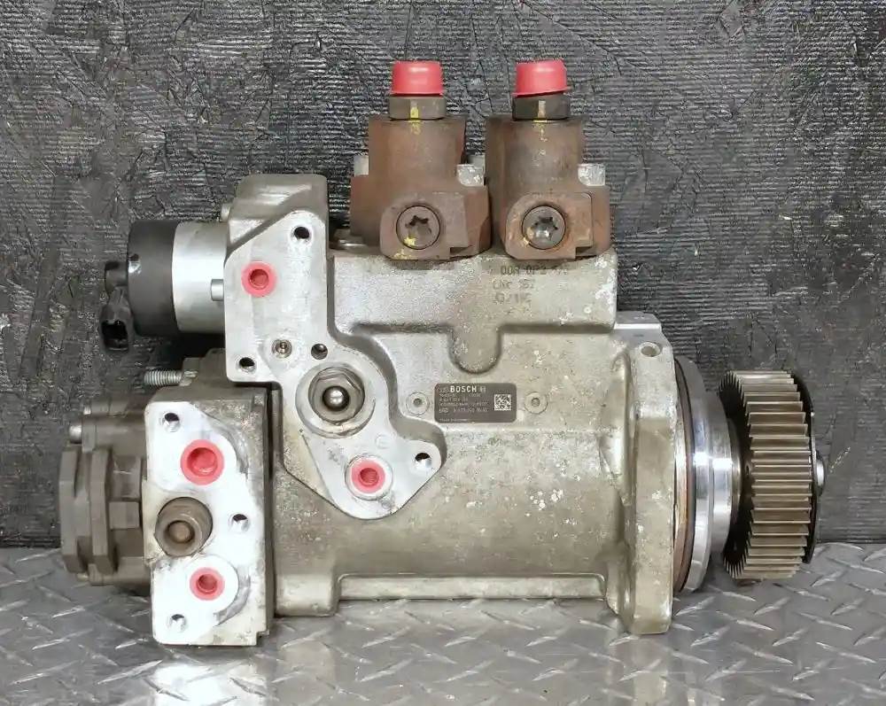 Detroit DD13 Fuel Gear Pump For Sale | Fresno, CA | A4700900050 ...