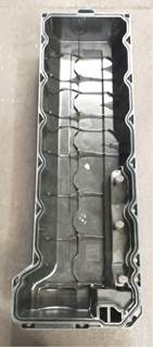 Volvo D13H Valve Cover for a 2014 Volvo VNL For Sale | Fresno, CA ...