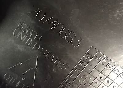 Volvo D13H Valve Cover for a 2014 Volvo VNL For Sale | Fresno, CA ...