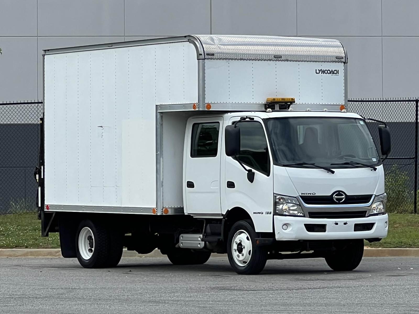 2020 Hino 195DC 12 ft Box Truck - 210HP, 5 Speed Automatic, Liftgate ...