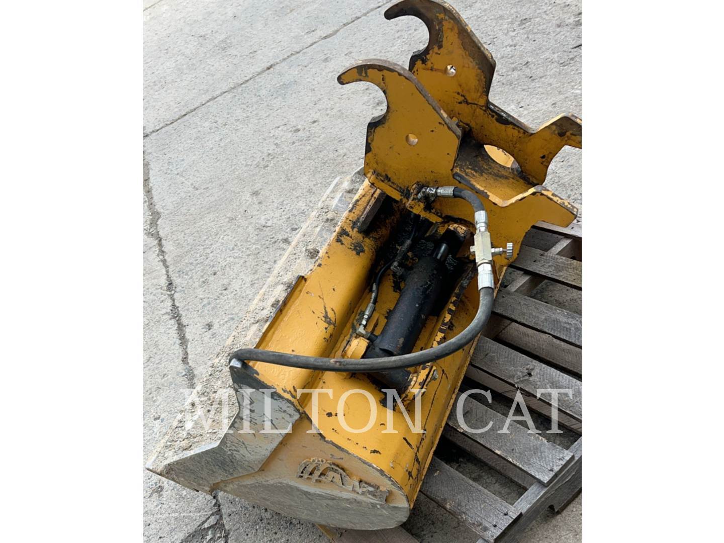 2022 AMI JD.50G.48".TILT.BUCKET.WEDGE.COUPLER Bucket For Sale, 1 Hours ...