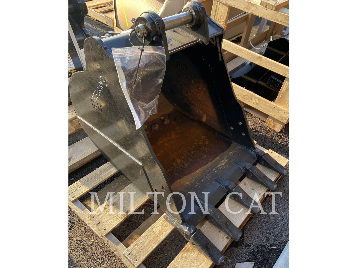 2021 Caterpillar 307-308 30" HEAVY DUTY ROCK BUCKET Bucket For Sale, 1 ...