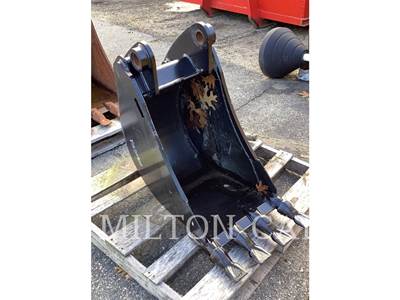 2019 Caterpillar BHL18"BUCKET Bucket For Sale, 1 Hours | North Reading ...