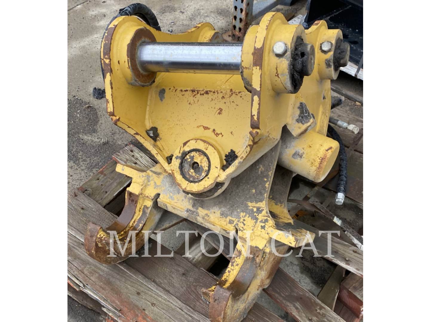 2015 Caterpillar M318F.PIN LOCK.TILTING.COUPLER. Coupler For Sale, 1 ...
