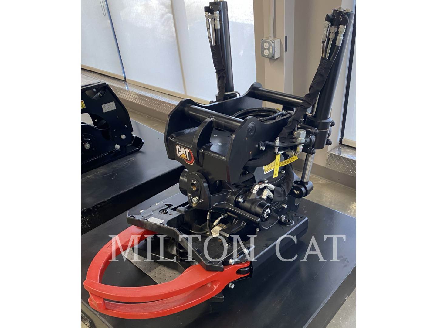 2022 Caterpillar TRS10 ROTATOR S60-S60 W/ GRAPPLE MODULE Coupler For ...
