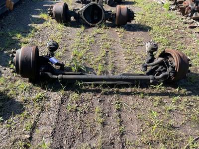 2015 Peterbilt 320 Front Axle Assembly For Sale | Enfield, CT | 15320 ...