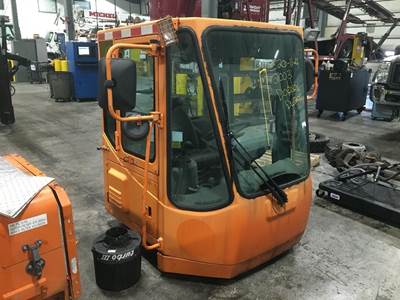 2003 Doosan DL200 Cab Assembly For Sale | Enfield, CT | 13853 ...