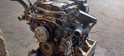 2019 Detroit DD8 Engine for a Freightliner M2 106 Medium Duty For Sale ...