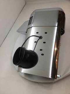 International LoneStar Air Cleaner / Air Filter Housing For Sale ...