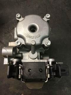 ABS ALL Air Valve For Sale | Antioch, TN | R955320 | MyLittleSalesman.com