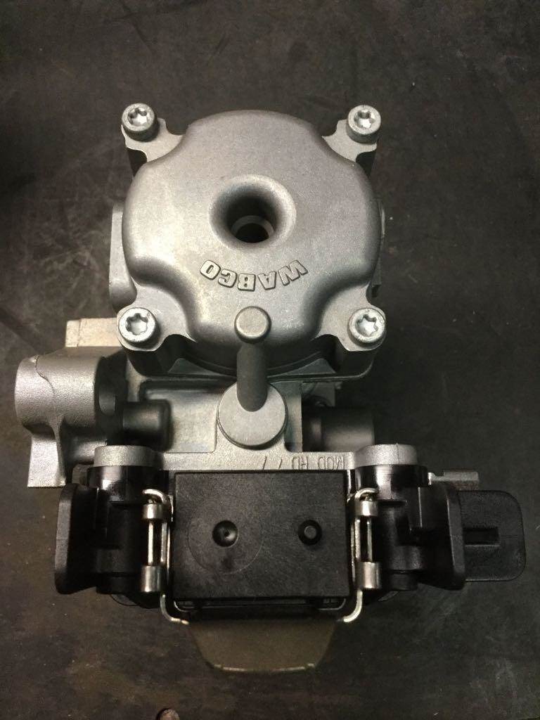 ABS ALL Air Valve For Sale | Antioch, TN | R955320 | MyLittleSalesman.com