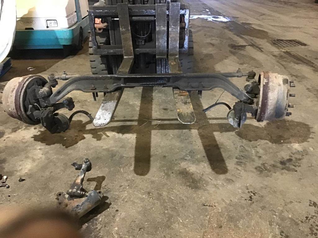 2004 International 4300 Front Axle Assembly For Sale | Toledo, OH ...