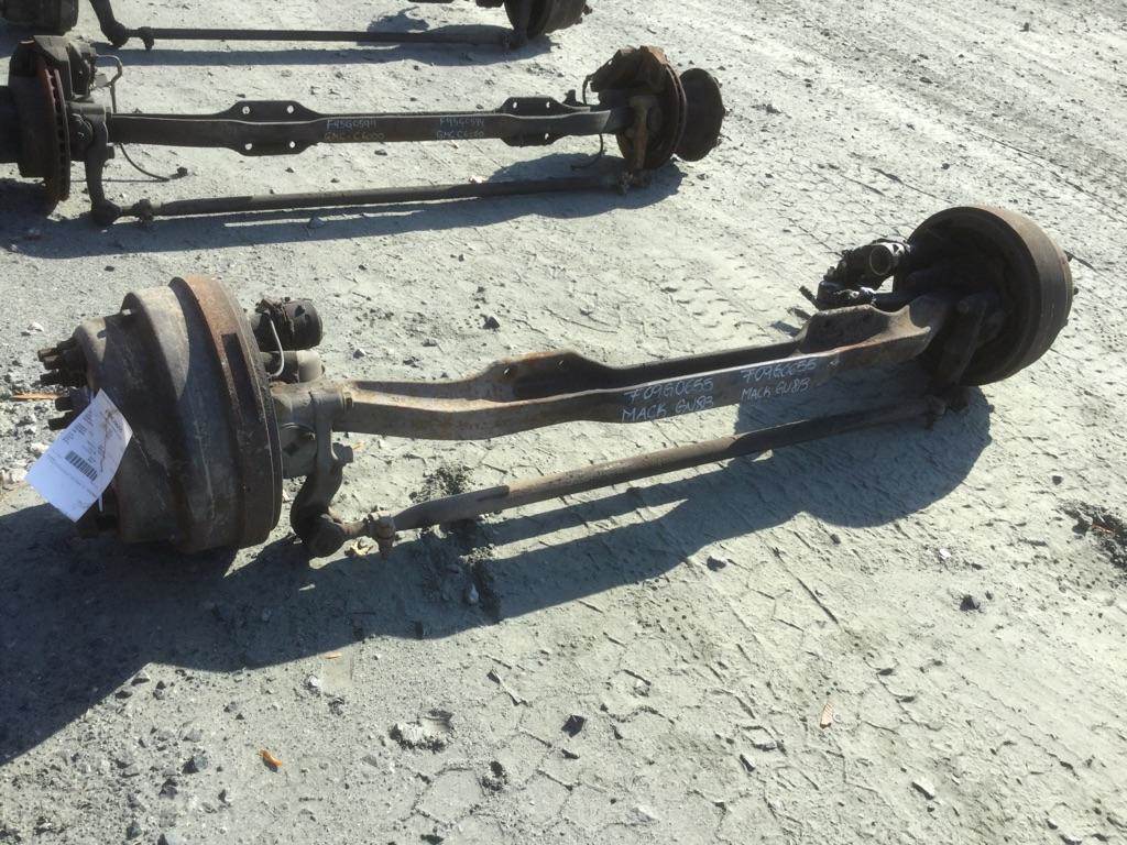 2009 Mack Granite GU813 Front Axle Assembly for a Mack GU813 For Sale ...