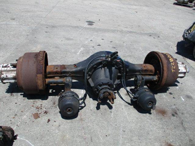 1994 Eaton-Spicer 21065S Rear Axle Assembly for a Chevrolet KODIAK C70 ...