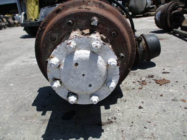 1994 Eaton-Spicer 21065S Rear Axle Assembly for a Chevrolet KODIAK C70 ...