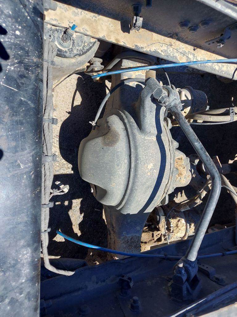 2021 Detroit RT40-NFD Rear Axle Housing for a Freightliner CASCADIA 126 ...