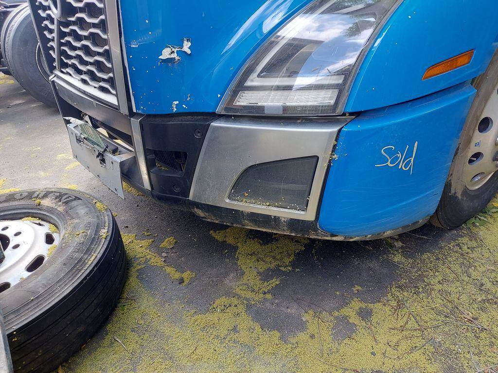 2020 Volvo VNL Front Bumper For Sale | Stockton, CA | 2263573 ...