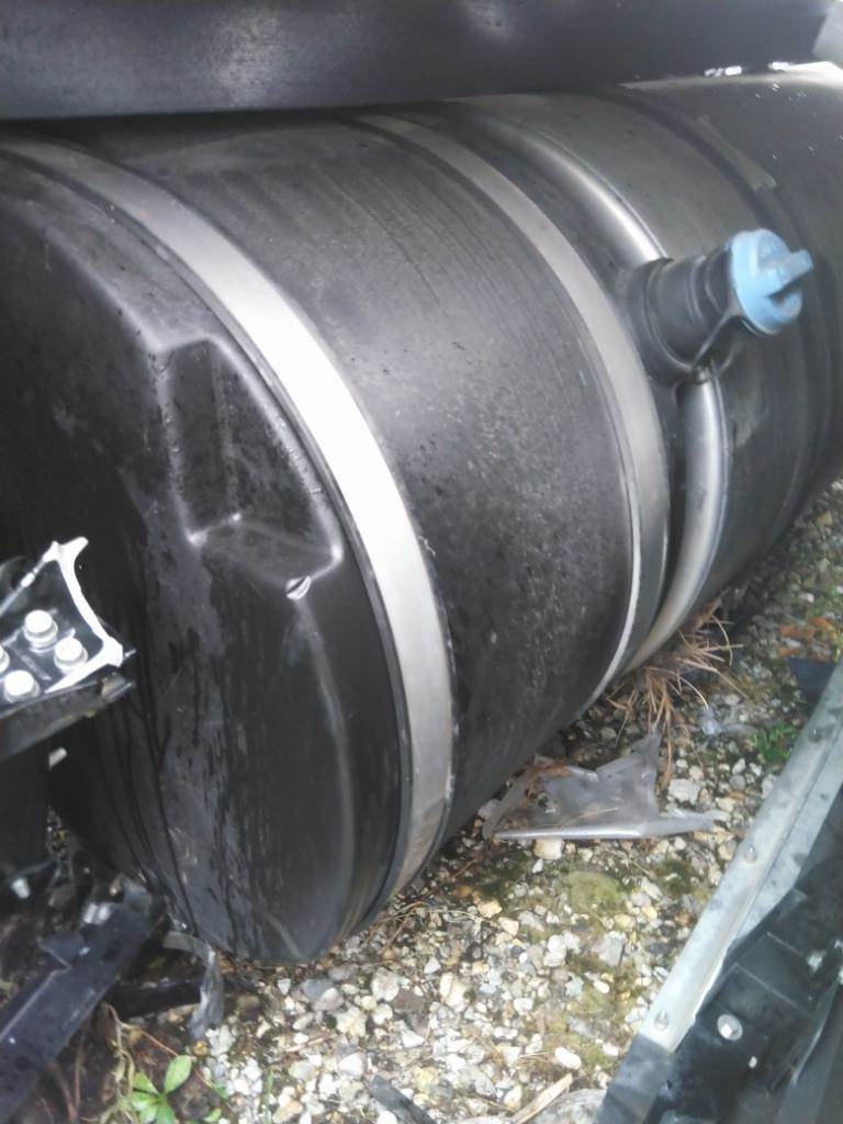 2022 Kenworth T680 DEF Tank For Sale | Watseka, IL | 2252598 | MyLittleSalesman.com