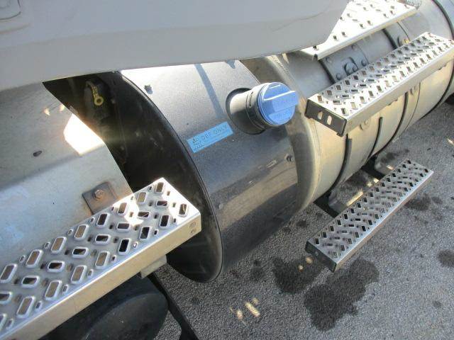 2013 Mack Pinnacle CXU612 DEF Tank for a Mack CXU612 For Sale | Toledo ...