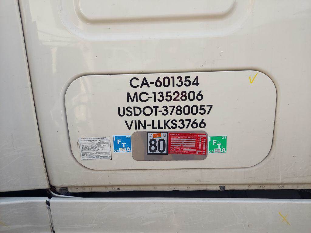 2020 Freightliner Cascadia 126 Right Sleeper Door For Sale | Stockton ...