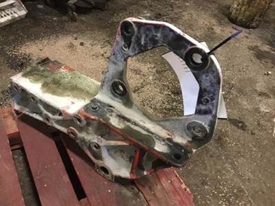 Peterbilt Right Spring Hanger For Sale | Toledo, OH | 2059104 ...