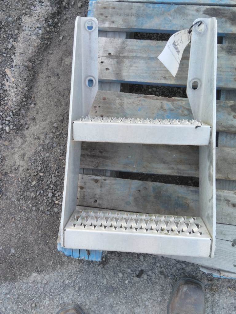 2016 Peterbilt 579 Right Step for a Peterbilt 567 For Sale | Spokane ...