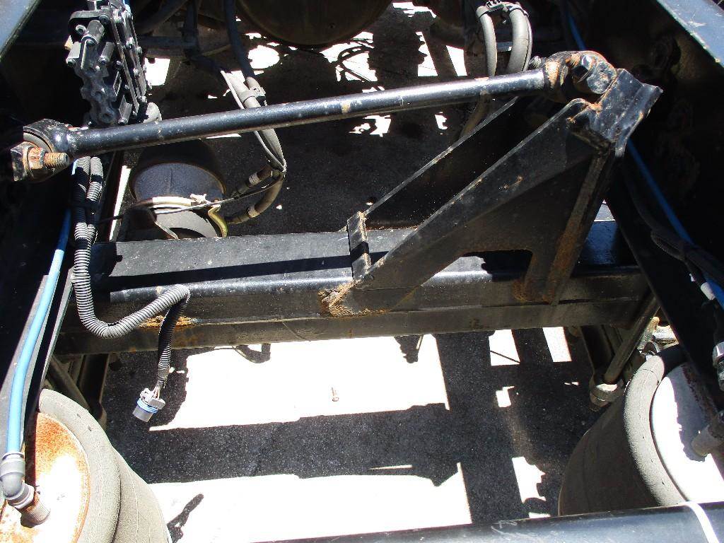 2016 Meritor-Rockwell MR20005 Tag / Pusher Axle for a Freightliner ...