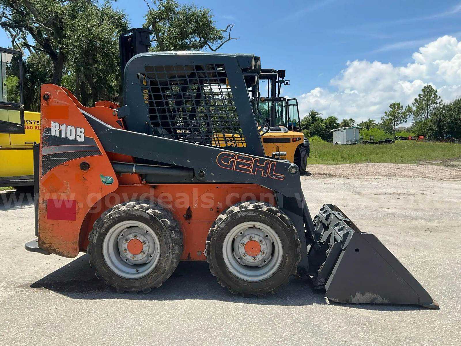 2018 GEHL COMPACT SKID STEER LOADER MODEL R105, DIESEL For Sale | Tampa ...