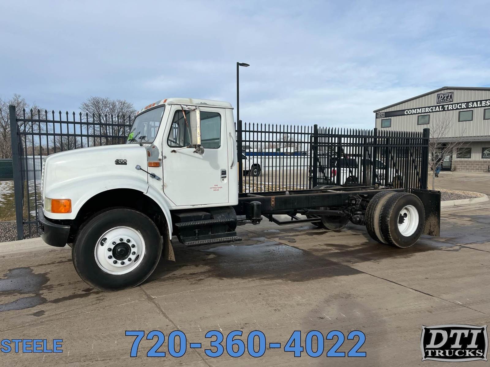 1997 International 4700 Single Axle Cab & Chassis Truck - T444E ...