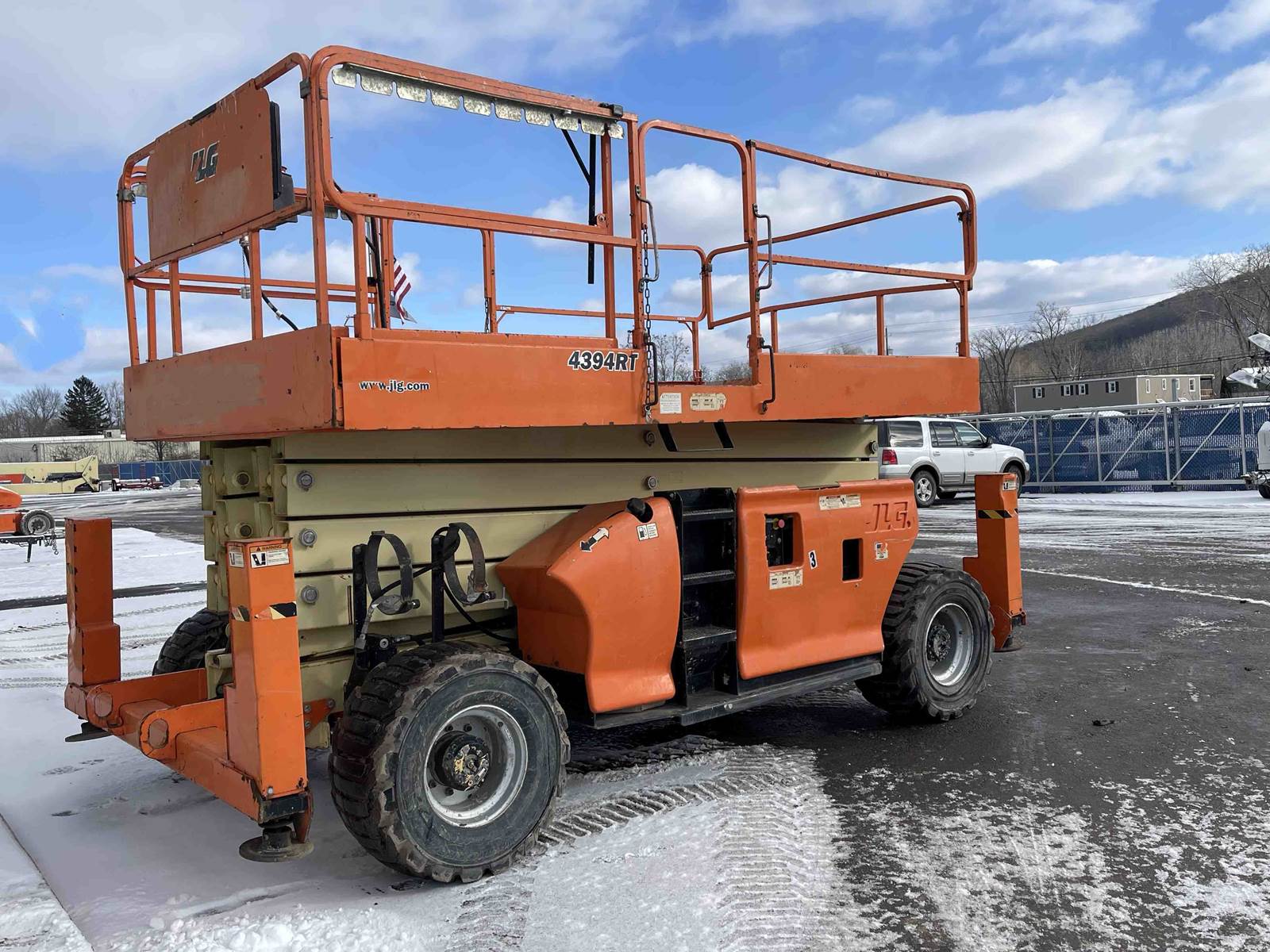 2014 JLG 4394RT Scissor Lift For Sale, 2,405 Hours | Northumberland, PA ...