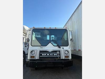 2017 Mack Roll Off Truck - MP7, Automatic For Sale, 14,300 Miles ...