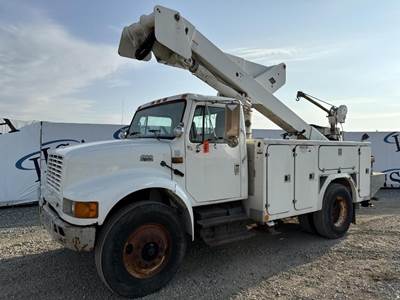 2002 Versalift VST5000T Boom / Bucket Truck For Sale, 58,101 Miles ...