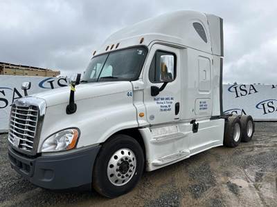 2015 Freightliner Cascadia 125 Evolution Sleeper Semi Truck For Sale ...