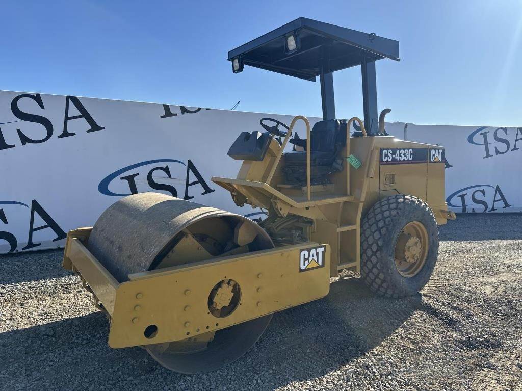 Caterpillar CS-433C Smooth Drum Roller Compactor For Sale | Merrill, WI ...