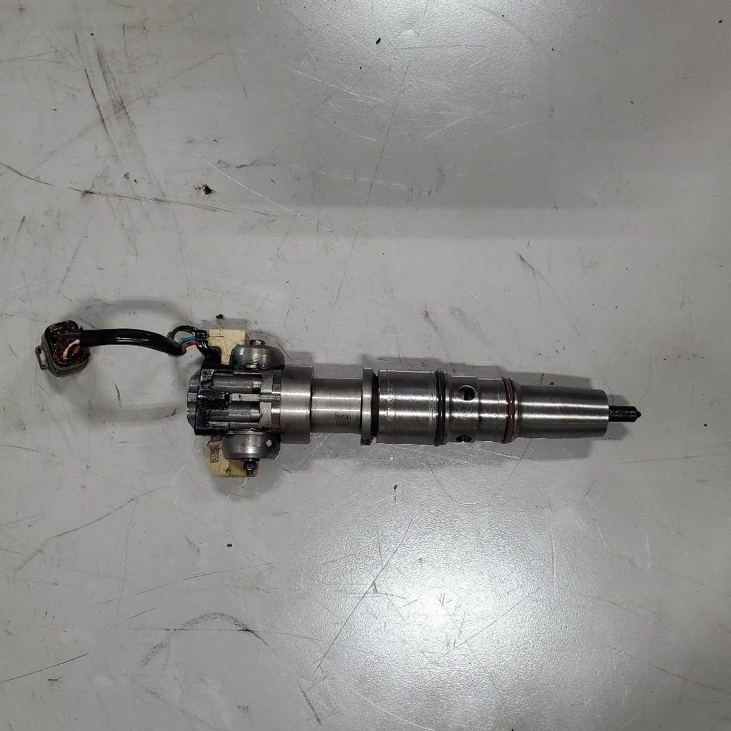 2006 International DT466 EGR Fuel Injector for a Ic Corporation CE For ...
