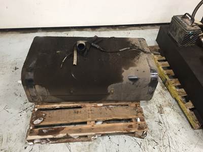 Fuel Tanks For Sale - Semi Truck / Commercial Truck Fuel Tanks ...