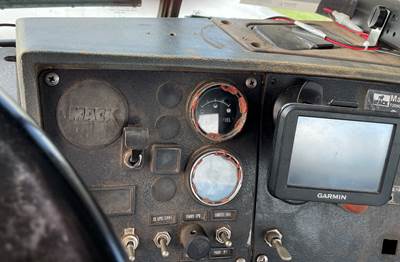 1989 Mack R688ST Cab & Chassis Truck For Sale | Lake Charles, LA ...