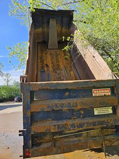 2005 Mack CL733 Dump Truck For Sale | New Berlin, WI | BRY03qh0584641 ...