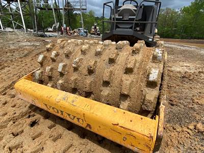 2014 Volvo SD115 Padfoot Roller Compactor For Sale, 3,561 Hours | Moody ...