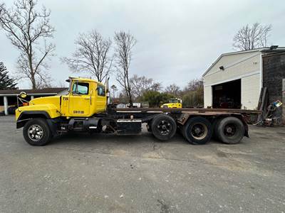 2000 Mack RD688S Roll Off Truck For Sale | Dayton, NJ | RWV0yAck647395 ...