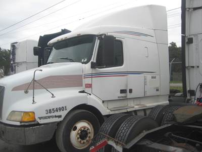 2002 Volvo VN Sleeper Semi Truck For Sale | Lakeland, FL ...