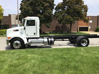 2019 Peterbilt 337 Single Axle Cab & Chassis Truck - Paccar, 220HP For ...