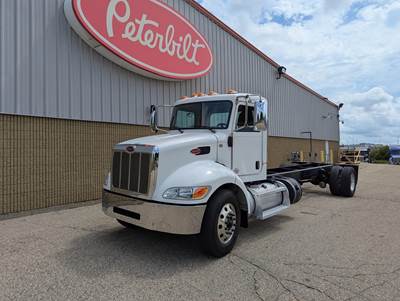 Used Peterbilt Single Axle Trucks For Sale | MyLittleSalesman.com