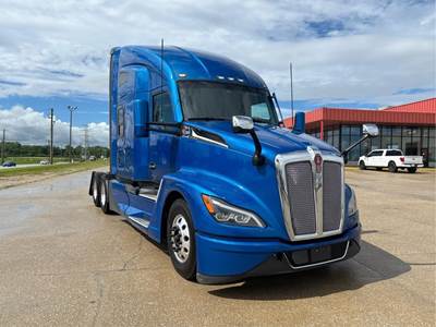 2023 Kenworth T680 Sleeper Semi Truck - 76" Raised Roof Sleeper ...