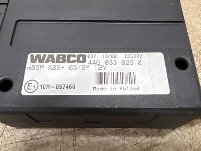 2023 Wabco 4008671810 ABS Control Module for a Freightliner CASCADIA ...