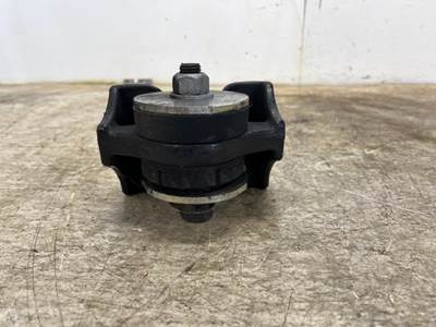 2015 Freightliner 01-26490-000 Engine Mount for a Freightliner M2 106 ...