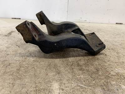 2014 Freightliner 01-32275-000 Engine Mount for a Freightliner M2 106 ...